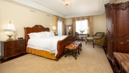 Accommodations - Market Pavilion Hotel